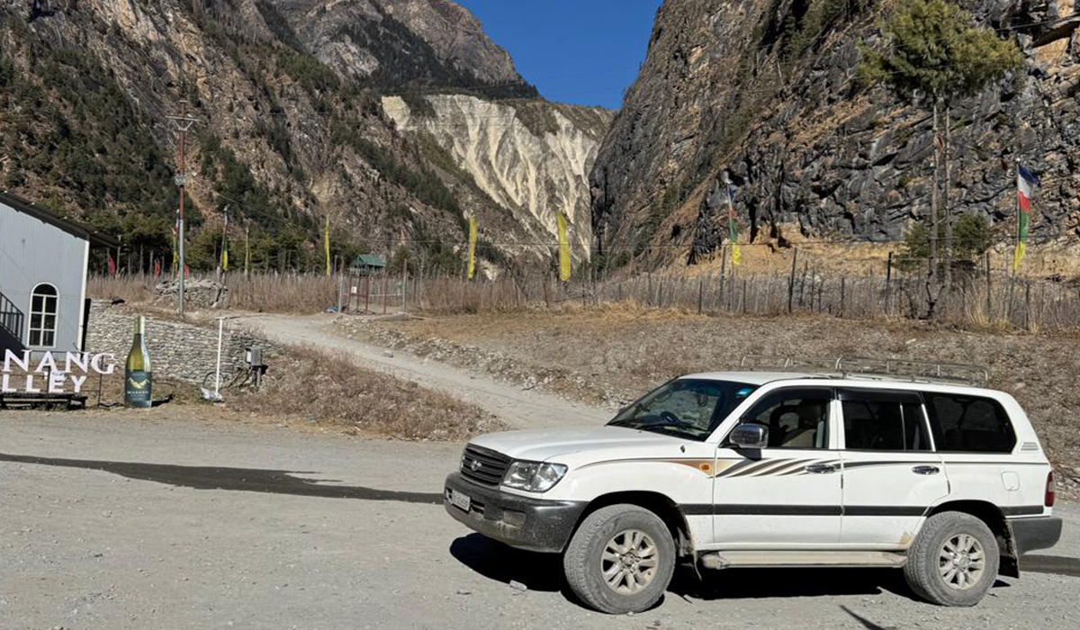 Manang Jeep Tour